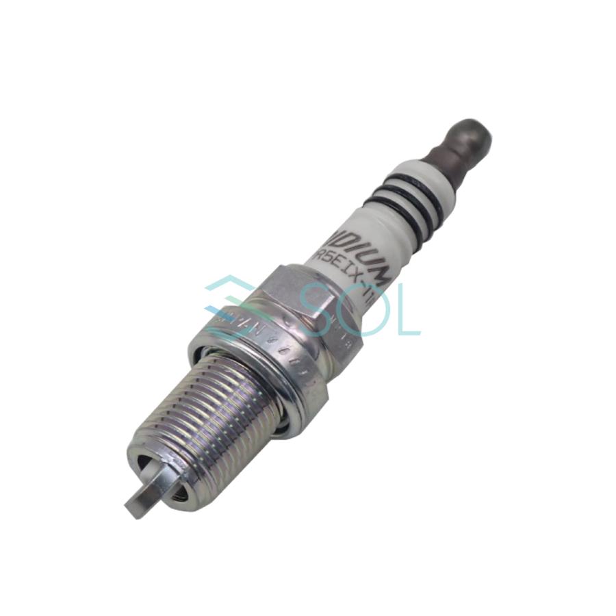 NGK 送料185円 日産 セフィーロ(A31 CA31 LA31 NA31 LCA31 LNA31 EA31 ECA31) ブルーバード(U11 U12) NGK製 イリジウムMAX ...