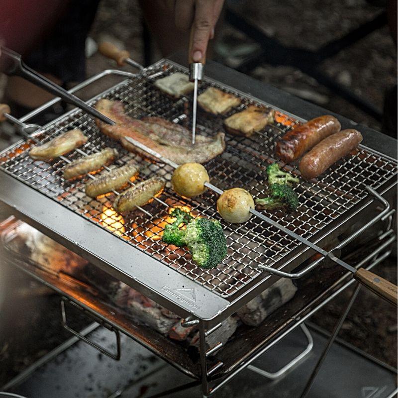 CAMPINGMOON キャンピングムーン CAMPING MOON クリップ金網 焚き火台 網 ソロ 焚火台 4-5人用 焼アミ 替え網 MT-055-W2 : SOLOGEAR Yahoo ...