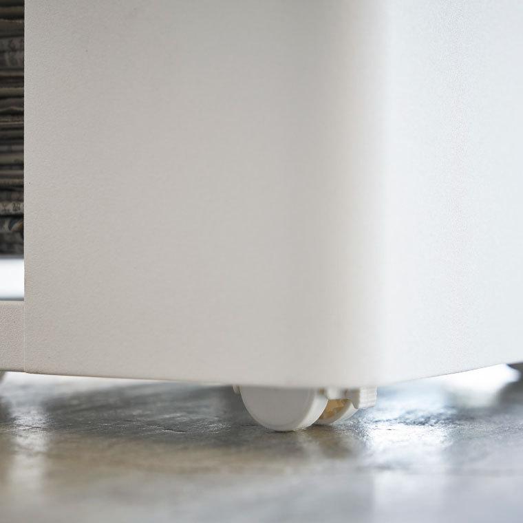 山崎実業 tower キャスター付きニューズラック タワー ホワイト ブラック 4763 4764 送料無料 / 新聞ストッカー 新聞入れ 雑誌 :tower-056:ソムリエ@ギフト ...