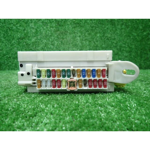 レクサス LS DBA-USF40 ヒューズボックス 077 82730-50183 : 創新 パーツ - 通販 - Yahoo!ショッピング