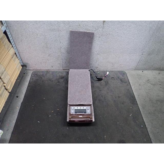 シーマ E-FGY33 コンソールボックス 1S1 88700-6P010 : 創新 パーツ - 通販 - Yahoo!ショッピング