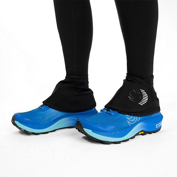 TOPO Athletic（トポアスレチック） トポ アスレチック SWITCHBACK GAITER BLACK/BLACK 020112 ...