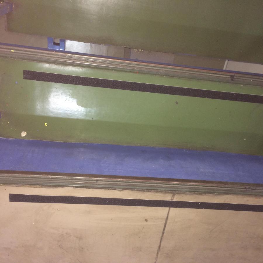 エスジーティー株式会社 SGA-191 滑り止めテープ ロールタイプ 屋外・階段 25mm×5m (黒) : s-b01hcdbv0k-20240818 : Speed Star-Yahoo ...