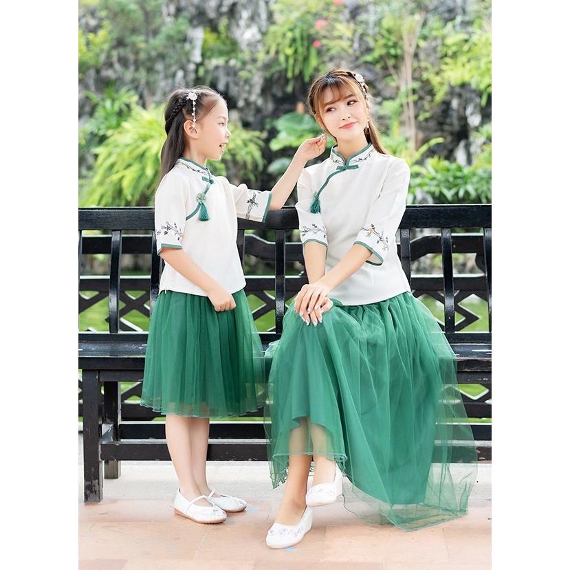 お買い得!! チャイナ風ブラウス 民族風 太極拳 七分袖 エスニック風トップス :2191031-09:香凛の華 - 通販 - Yahoo ...