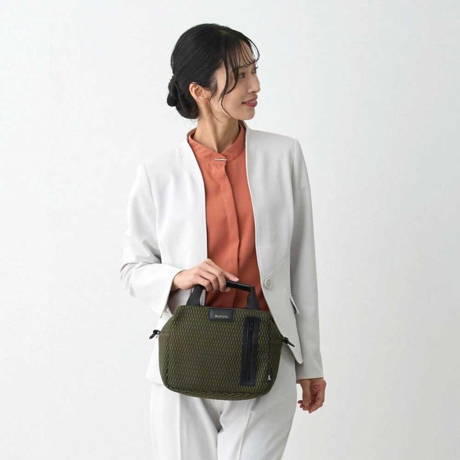 ROOTOTE 2025新作 ショルダーバッグ SQUARE Towny 1072 ルートート LT.スクエア.タウニー-A ブルー : SPORTUS - 通販 - Yahoo!ショッピング