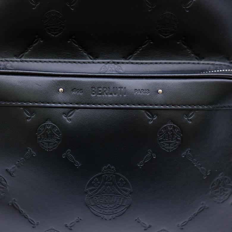 お値引き】【美品】Berluti ベルルッティ シグネチャー バック お値引き】【美品】Berluti ベルルッティ シグネチャー バック