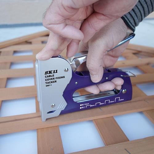SK11 ハンドタッカー モール固定用 ステープル幅12mm SMF-1 壁 タッカー 手動 ガンタッカー ホッチキス ホワイト : S.S net - 通販 - Yahoo!ショッピング