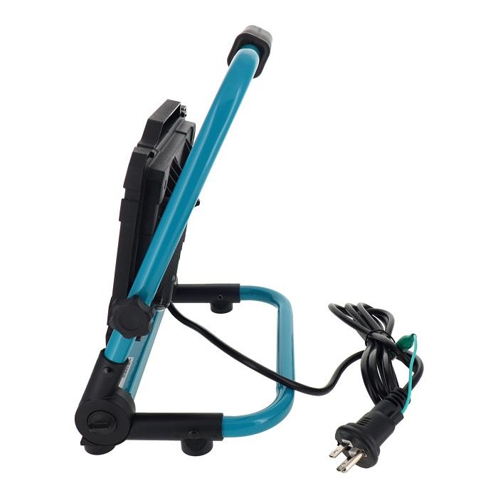 trad LED 投光器 5000lm 屋外 防水 100v 作業灯 ワークライト スタンド付き 薄型 防塵 おしゃれ 明るい 小型 TUL-50W : sankyo-333510 : S.S ...