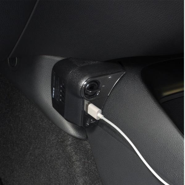 トヨタ アクア専用 コンソール電源BOX 電源BOX USBポート シガーソケット iPhone スマートフォン スマホ 車種専用品 専用設計 ...