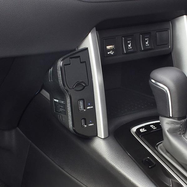 カローラクロス専用 電源ボックス 電源BOX USB Type-A Type-C 車 スマホ タブレット 充電 SYCO8 トヨタ 槌屋ヤック YAC : S.S net - 通販 ...