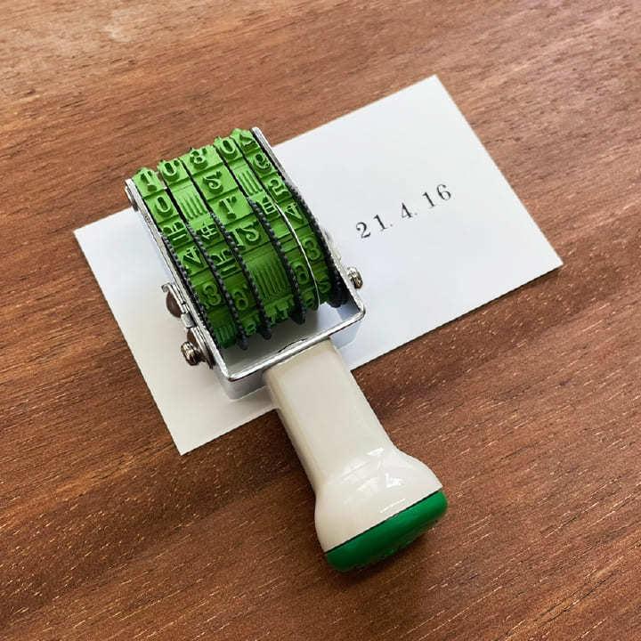 サンビー テクノタッチ 回転印 欧文4号日付 TKA-D04 : スタンプマルシェ - 通販 - Yahoo!ショッピング