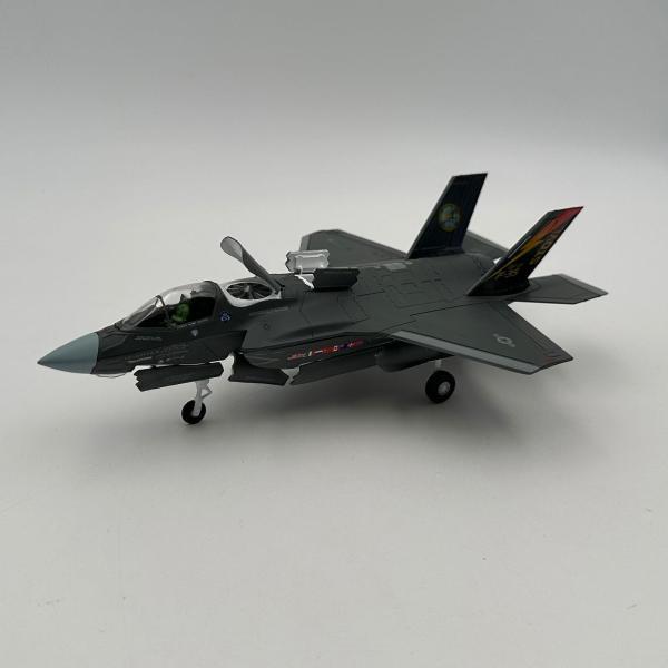 1/72 F35B 戦闘機モデル 攻撃戦闘機モデル スタンド付き 航空機モデル 合金飛行機モデル オフィス ギフト 棚 カフェ用 : STKショップ - 通販 - Yahoo!ショッピング