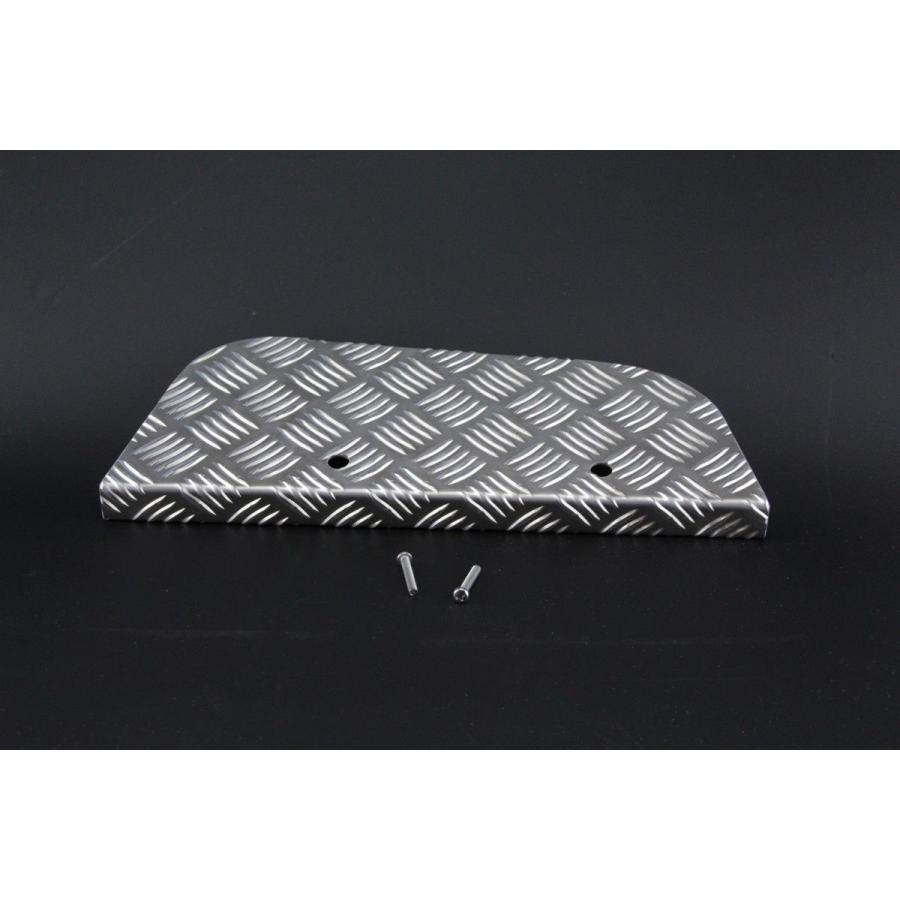 UD クオン アルミステップ （運転席側のみ） : ステンレスアートG-1 - 通販 - Yahoo!ショッピング