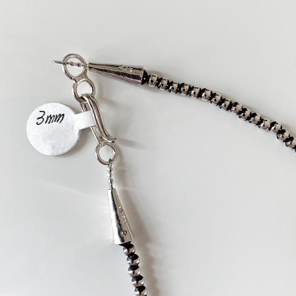 ERICKA NICOLAS BEGAY エリッカ ニコラス ビゲイ【3mm/40cm】オキシダイズド ナバホパール ネックレス 燻加工 シルバー :enb-np-3mm-40cm-ox ...