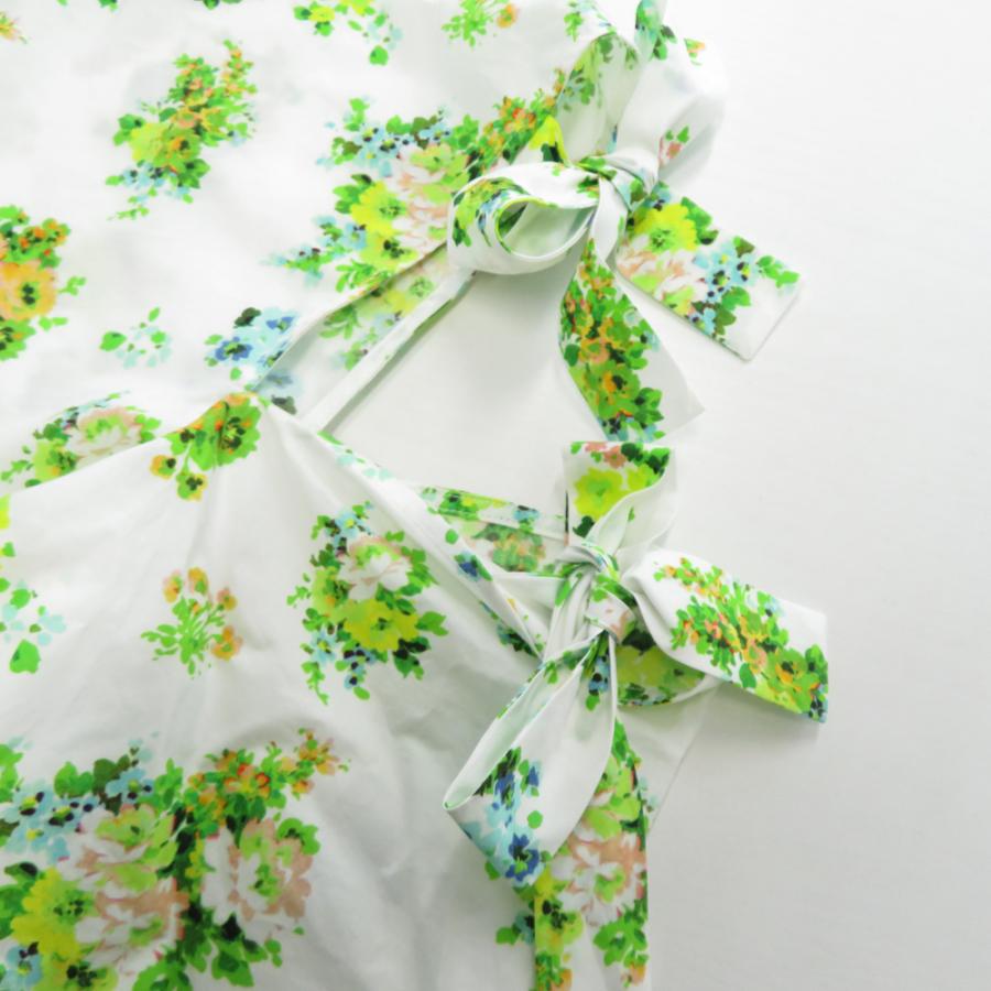 MSGM エムエスジーエム 半袖シャツ 花柄 ホワイト系 40 MSGM エムエスジーエム 半袖シャツ 花柄 ホワイト系 40