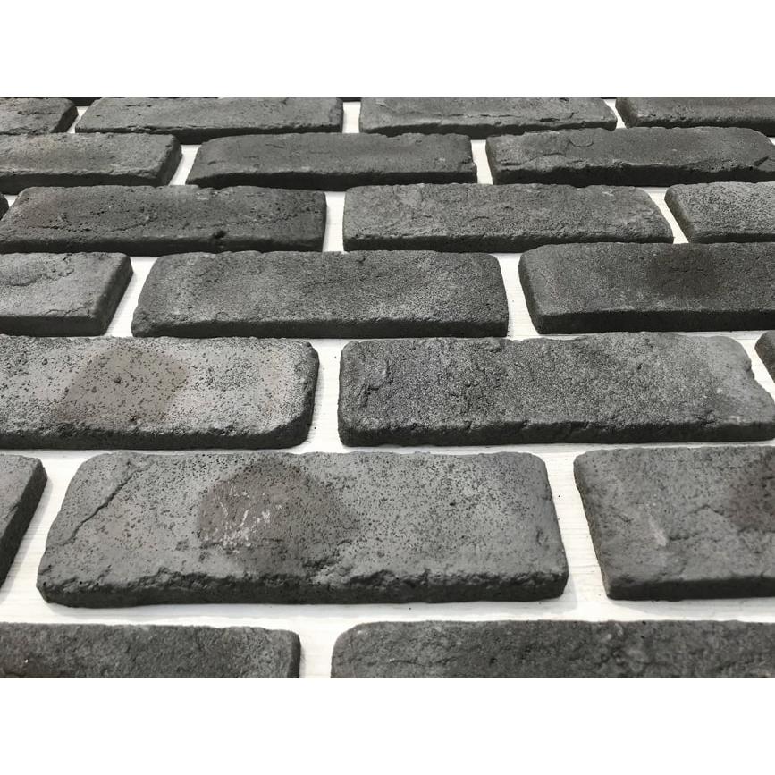 レンガ タイル 壁 貼る 壁用 内装 外壁 壁レンガ アンティーク レンガタイル カフェ風 ブリックタイル ブラック 黒 カフェブリック NB107 1m2 68枚入 : 砂利 庭石 敷石 ...