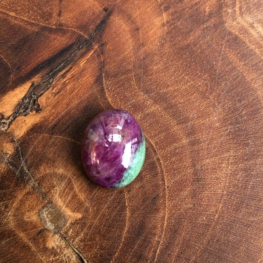 ルビーインゾイサイト《タンザニア産》【天然石 ルース016】 : isicule - 通販 - Yahoo!ショッピング