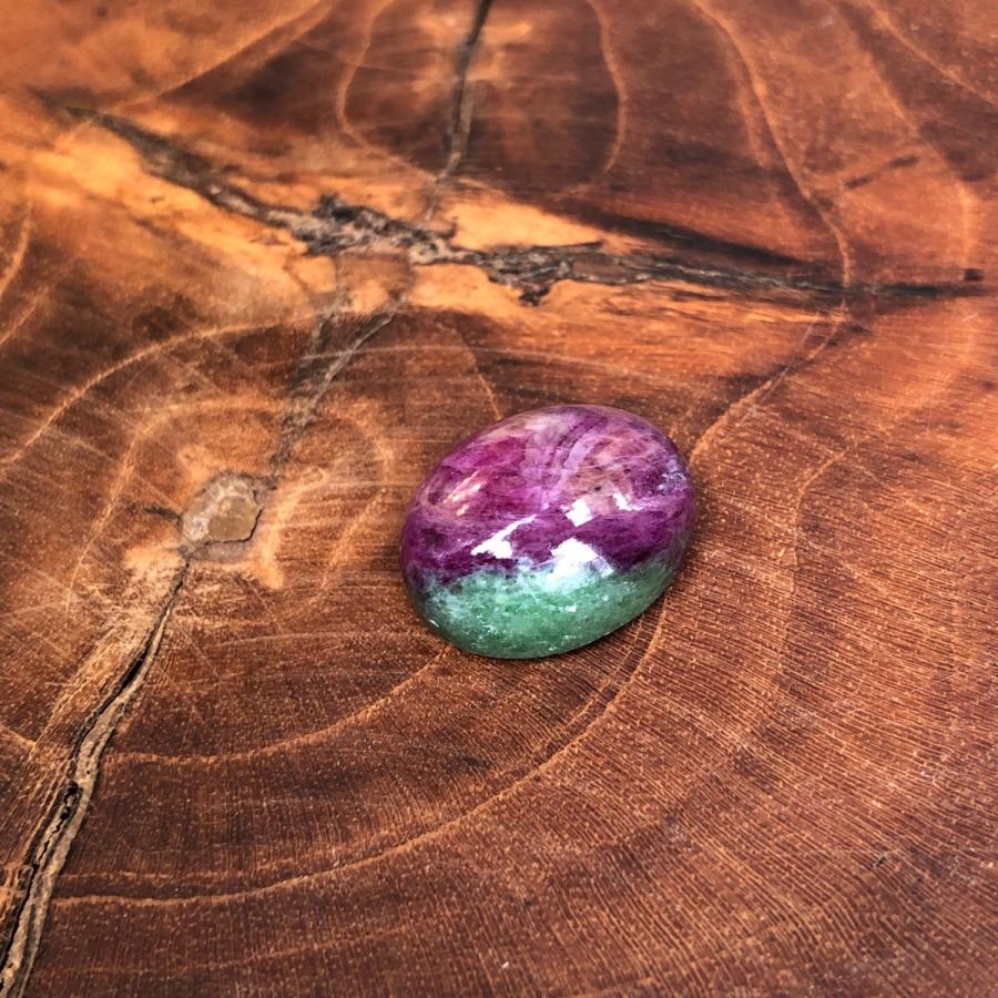 ルビーインゾイサイト《タンザニア産》【天然石 ルース016】 : isicule - 通販 - Yahoo!ショッピング