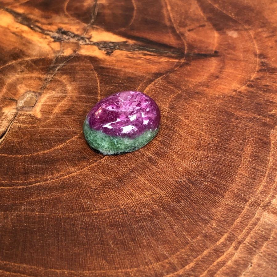 ルビーインゾイサイト《タンザニア産》【天然石 ルース017】 : isicule - 通販 - Yahoo!ショッピング