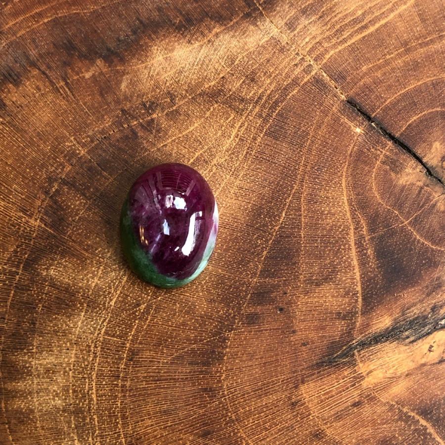 ルビーインゾイサイト《タンザニア産》【天然石 ルース021】 : isicule - 通販 - Yahoo!ショッピング