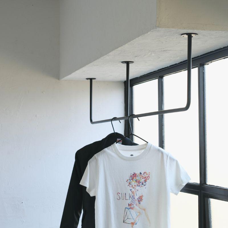 室内物干し アイアンバー E型 W2000まで 洗濯物干し 物干し 天井 ハンガーバー ランドリールーム リフォーム 新築 植物 インダストリアル DIY : SULK steelwood ...