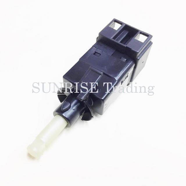 メルセデスベンツ ストップランプスイッチ 純正 : サンライズトレーディング - 通販 - Yahoo!ショッピング