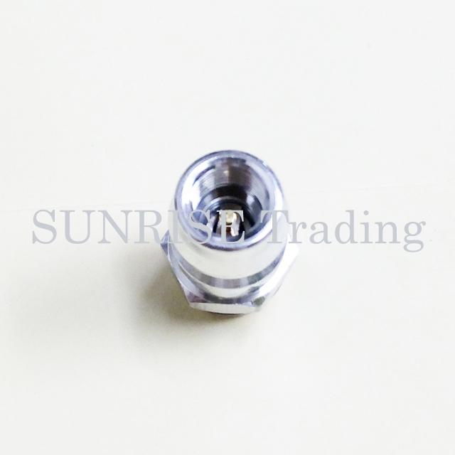 メルセデスベンツ A/Cチャージバルブ 高圧 R134a キャップ無し 純正 : サンライズトレーディング - 通販 - Yahoo!ショッピング