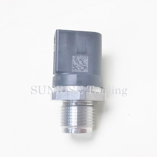 メルセデスベンツ M642エンジン フューエルプレッシャーセンサー 純正 : mb-a0061537828 : サンライズトレーディング ...