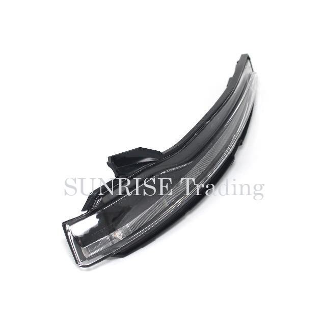 メルセデスベンツ W205/W463 ドアミラー ブリンカーランプ 右側 純正 :MB-A0999067201:サンライズトレーディング ...
