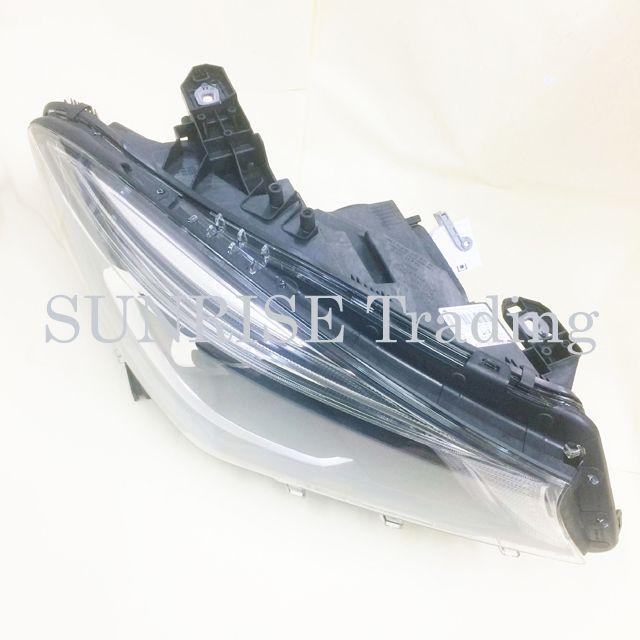 メルセデスベンツ C117 ヘッドライトAssy 右側 純正 : サンライズトレーディング - 通販 - Yahoo!ショッピング