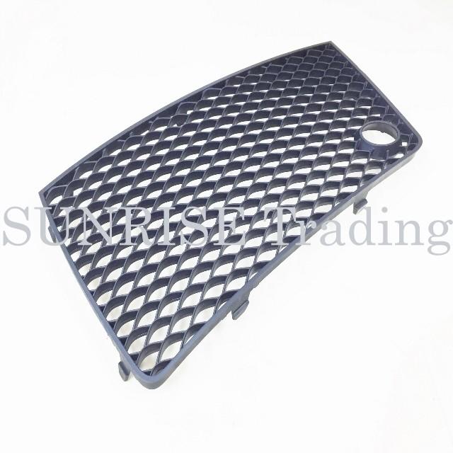 メルセデスベンツ W166AMG Fバンパーグリル 右側 純正 : サンライズトレーディング - 通販 - Yahoo!ショッピング