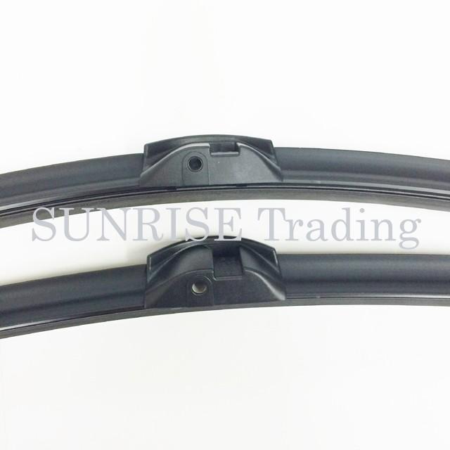 メルセデスベンツ W204GLK Fワイパーブレード セット 左ハンドル用 550mm/450mm ※A2048203800に変更 純正 ...