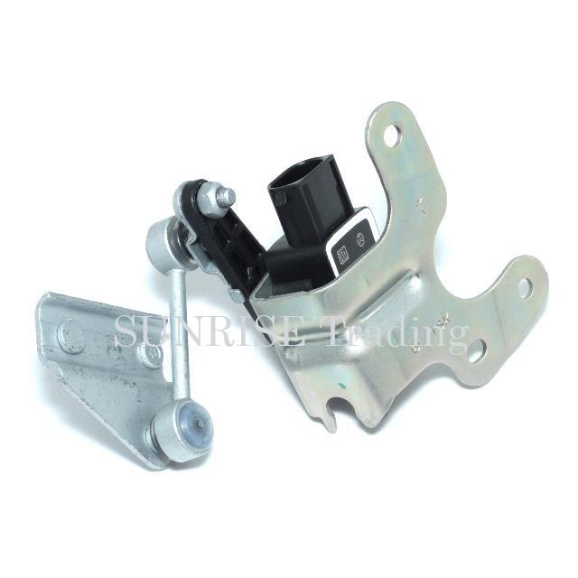 メルセデスベンツ W212/C207 Rレベルセンサー 右側 純正 : サンライズトレーディング - 通販 - Yahoo!ショッピング