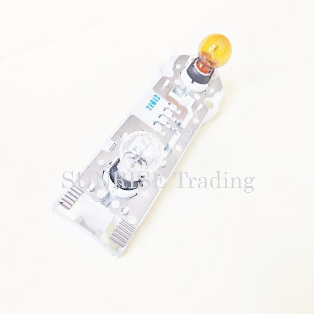 Mercedes-Benz メルセデスベンツ W211 テールランプバルブホルダー 純正 : サンライズトレーディング - 通販 ...