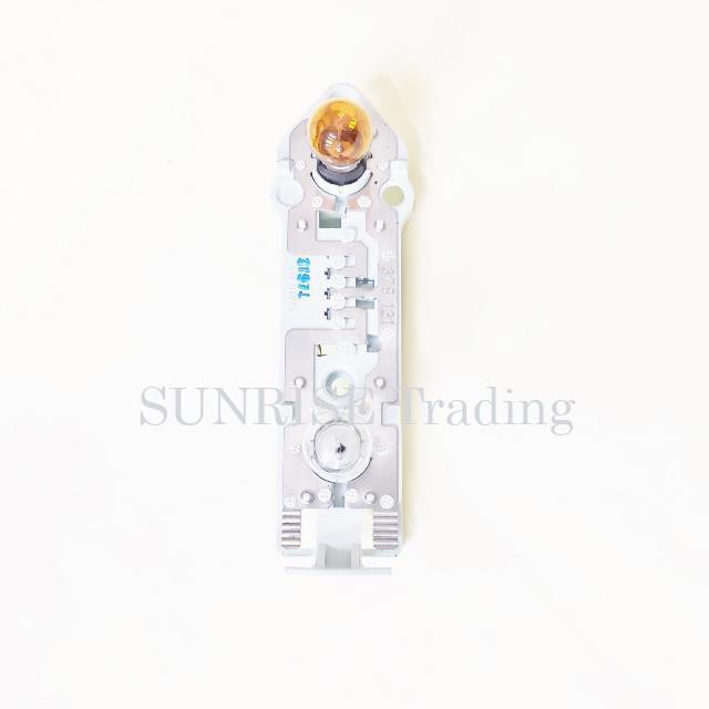 Mercedes-Benz メルセデスベンツ W211 テールランプバルブホルダー 純正 : サンライズトレーディング - 通販 ...