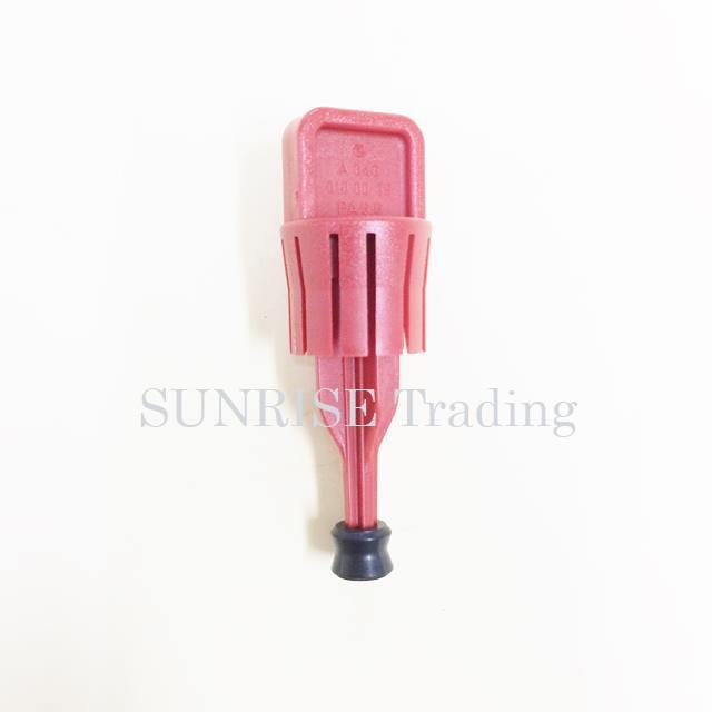 Mercedes-Benz メルセデスベンツ オイルレベルゲージガイドキャップ 純正 : サンライズトレーディング - 通販 - Yahoo ...