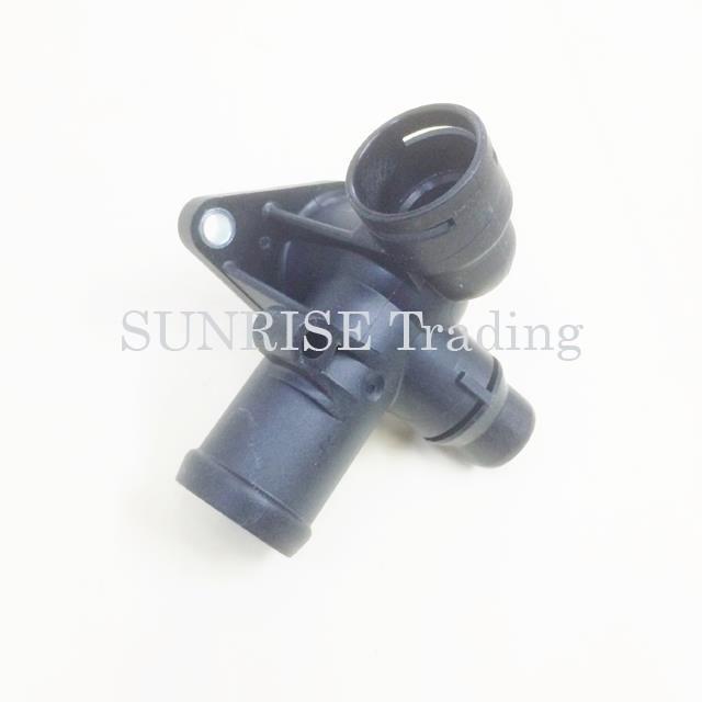 Audi A4 ウォーターフランジ 純正 :VAG-06B121132D:サンライズトレーディング - 通販 - Yahoo!ショッピング