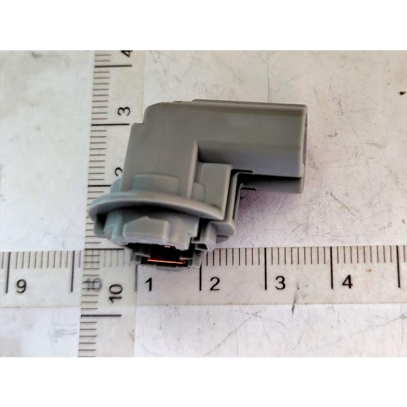 センタストップランプソケットのみ 90075-99005 ベルタ用 トヨタ純正部品 : スズキモータース dop-net - 通販 ...