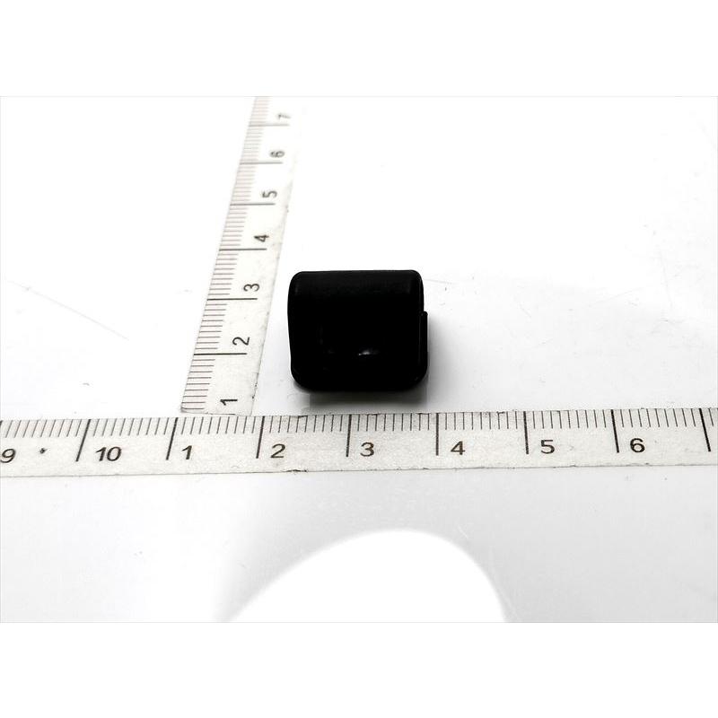 『8番のみ』 ジムニー用 ルーフサイドドリップリヤ(ブラック)のキャップのみ 77144-78R00-5PK FIG780A スズキ純正部品 ...