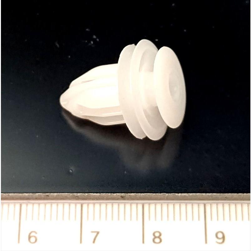 『図の W130105 のみ』 フォレスター用 クリップ 909130105 FIG940 スバル純正部品 kwd96kwd : スズキ ...