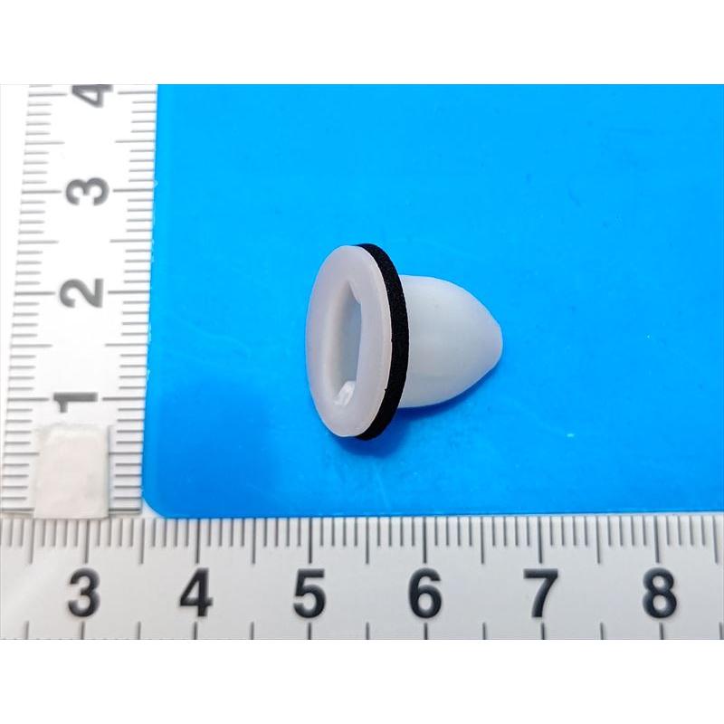 リヤコンビネーションランプガイドのみ 81496-52020 ノア/ヴォクシー用 トヨタ純正部品 : スズキモータース dop-net ...