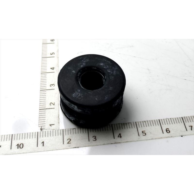 クツシヨン 略番 45646 のみ 45668AA000 フォレスター スバル純正部品 : スズキモータース dop-net - 通販 ...