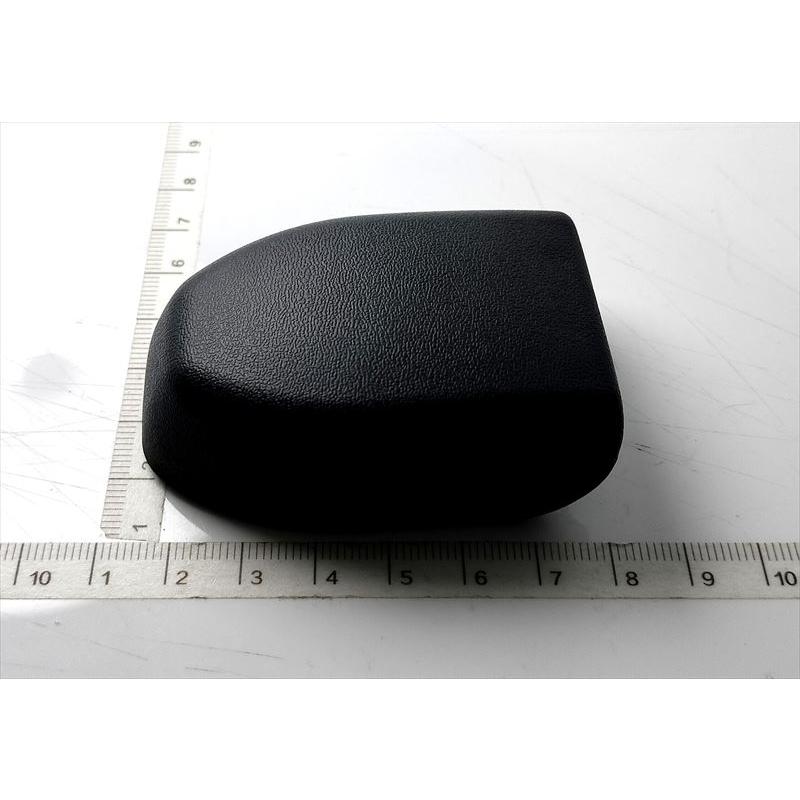 ラップベルトアウタアンカカバーのみ 73233-52010-B1 ラクティス用 トヨタ純正部品 : スズキモータース dop-net - 通販 ...