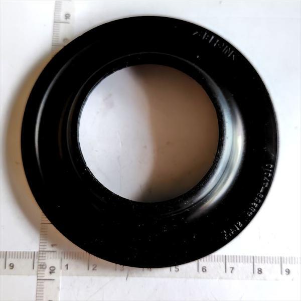 在庫処分 48258-47010 リヤコイルスプリングインシュレータLWR ※左右同品番 トヨタ純正部品 : zaiko-dweq51-5 ...