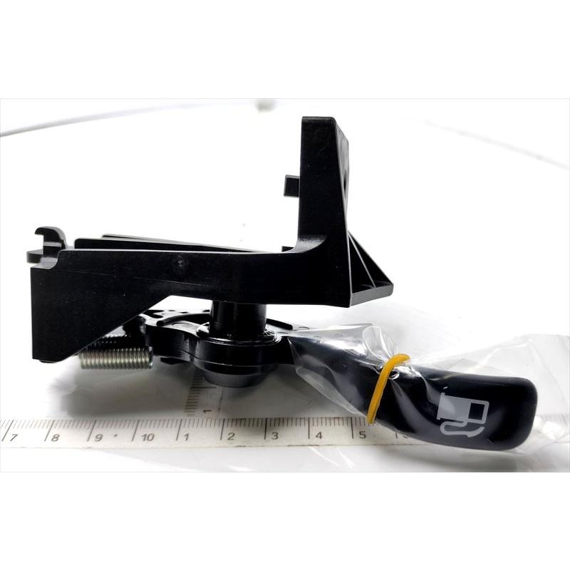 フューエルリッドロックオープンレバーのみ 77306-21010 セリカ用 トヨタ純正部品 : スズキモータース dop-net - 通販 ...