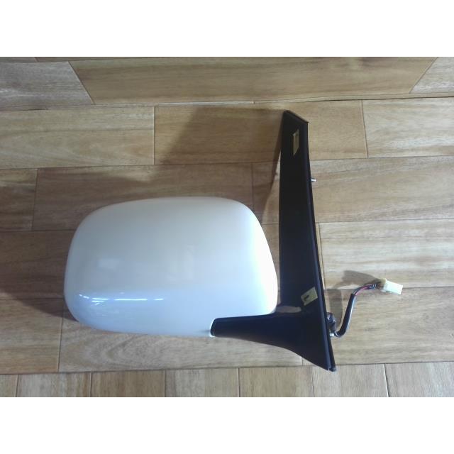 ヴォクシー DBA-AZR60G 右サイドミラー : 株式会社SYパーツ部門 - 通販 - Yahoo!ショッピング