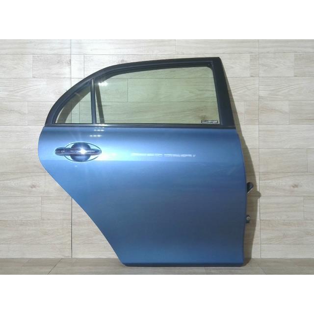 カローラアクシオ DBA-NZE141 右 リアドア 右Rドア 50周年記念 Gクラシコ 1NZ-FE 8R3 67003-12A30 ...