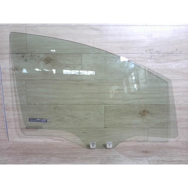 プレマシー DBA-CWEFW 右Fドアガラス 20E LF-VDS 32V C236-58-511C : 240913000113130 ...