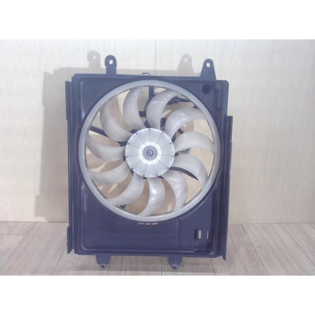 eKワゴン DBA-B11W 電動ファン ファン ファンモーター E 3B20 W37 1355A334 : 株式会社SYパーツ部門 - 通販 - Yahoo!ショッピング