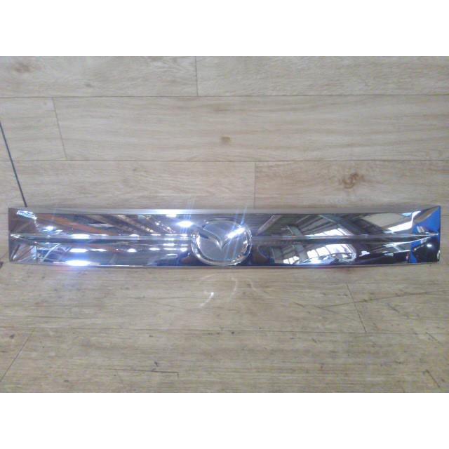 スクラム ABA-DG17W ラジエター ラグリル PZターボ R06AT ZJ3 1A03-56-533 02 : 株式会社SYパーツ部門 - 通販 - Yahoo!ショッピング